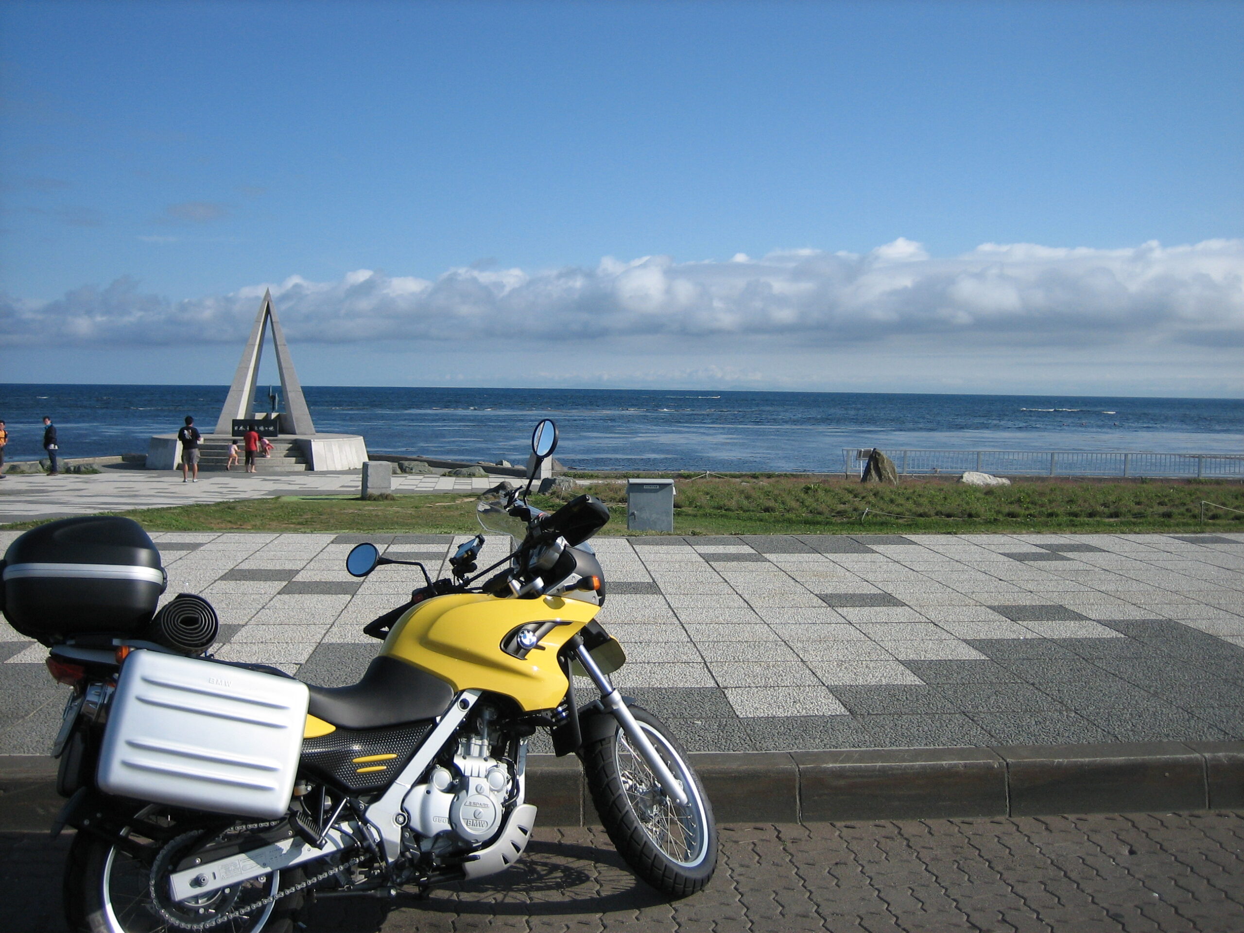 プロフィール | H.T.Project Games